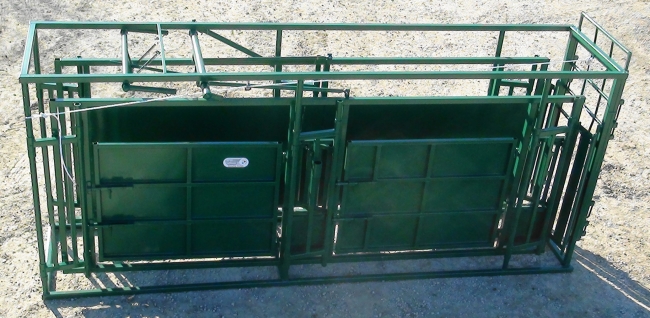 Popular Livestock Handling Equipment 2 Rolling Doors Cattle Working Systems