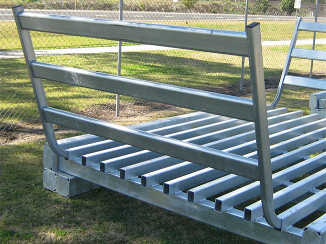Powder Coated Livestock Handling Equipment Strong Grate 50 Steel Cattle ...