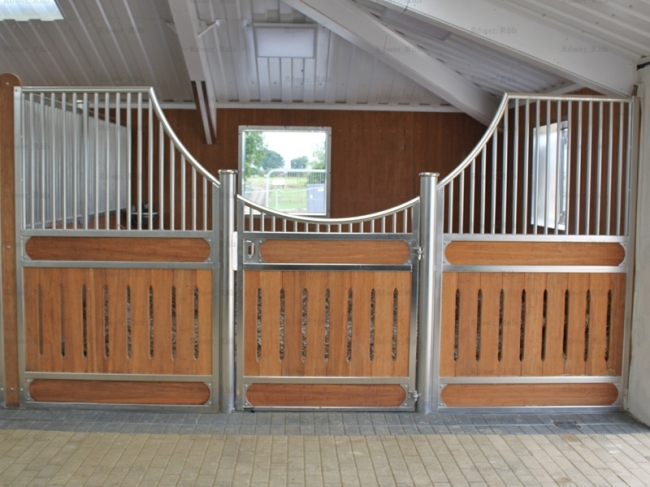 Heavy Duty Indoor Horse Stall Doors with Feeders