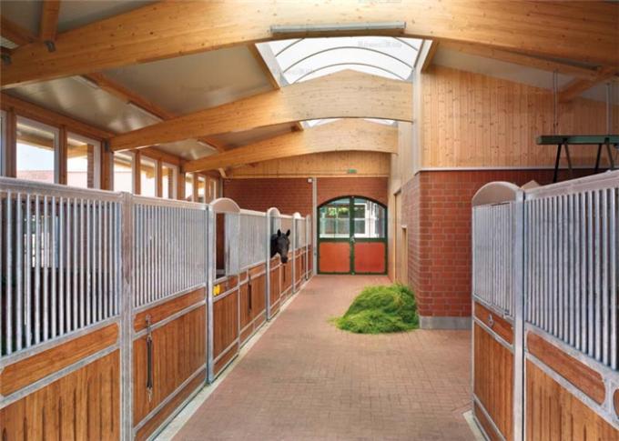 Luxury Horse Stable Box / Portable Horse Stalls With Bamboo Wood