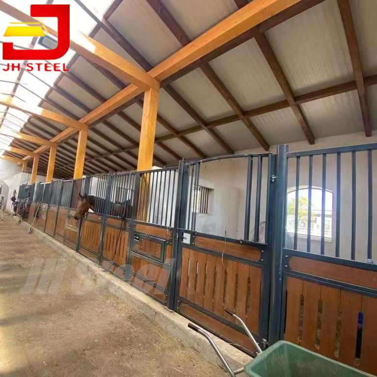 Swing Hinged Door Metal Horse Stable Panels 3.6m Free Design