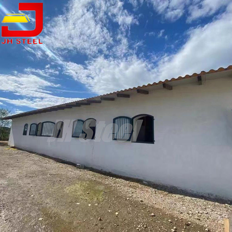 Farm Livestock Mesh Wire Horse Stable Windows Bamboo Infilled