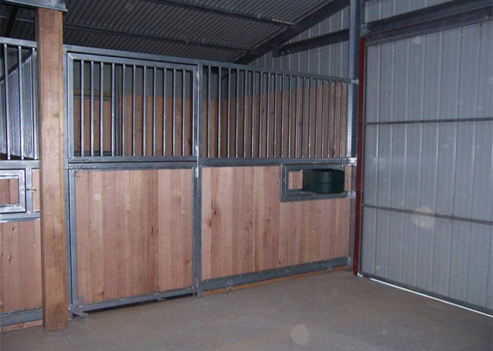 Self-contained Horse Stable Partitions For Prefab Horse Barns With ...