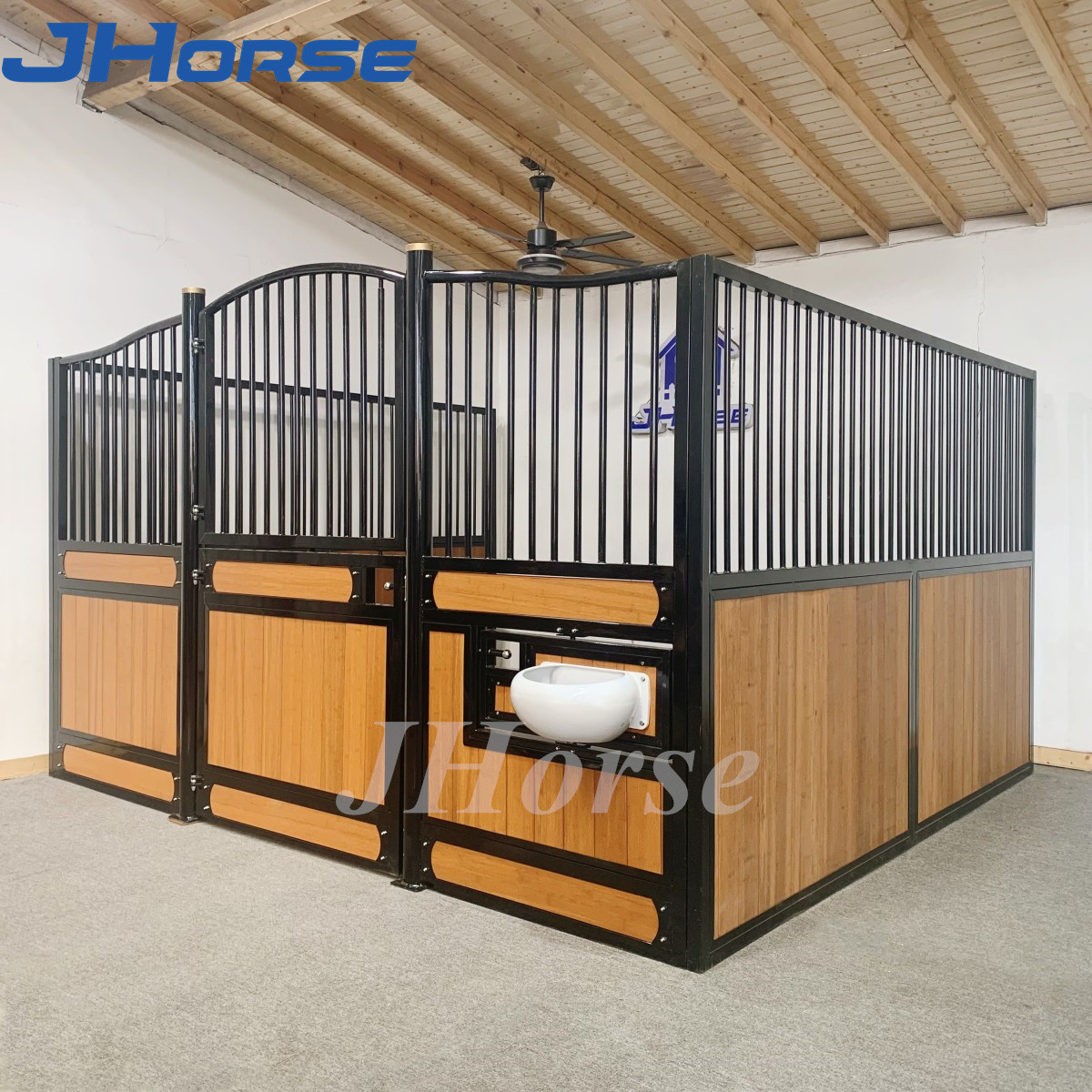 Bamboo Pine Portable Horse Stables Temporary Horse Stall Fronts 3.6m