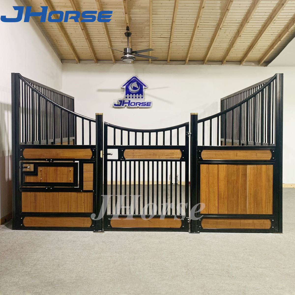 Portable Bamboo Horse Stable Barn Door Horse Stall Panels Prefabricated ...