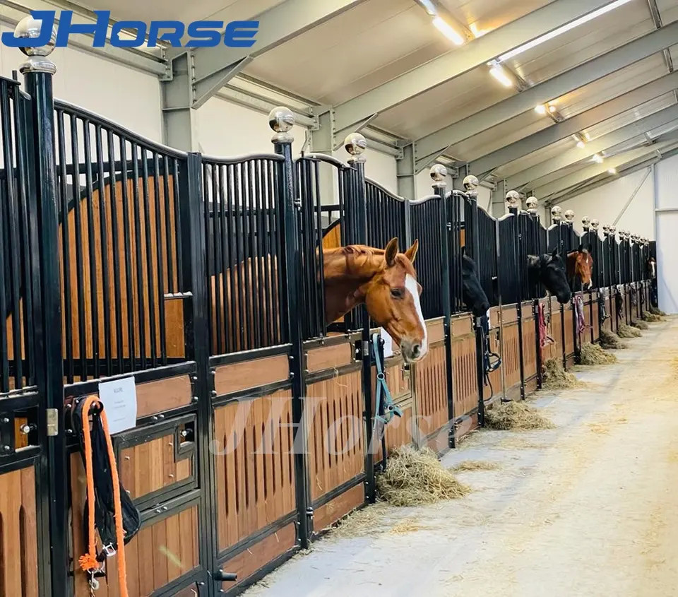 4ft*6ft Interlocking Straight Edge Rubber Mating Horse Stables Box