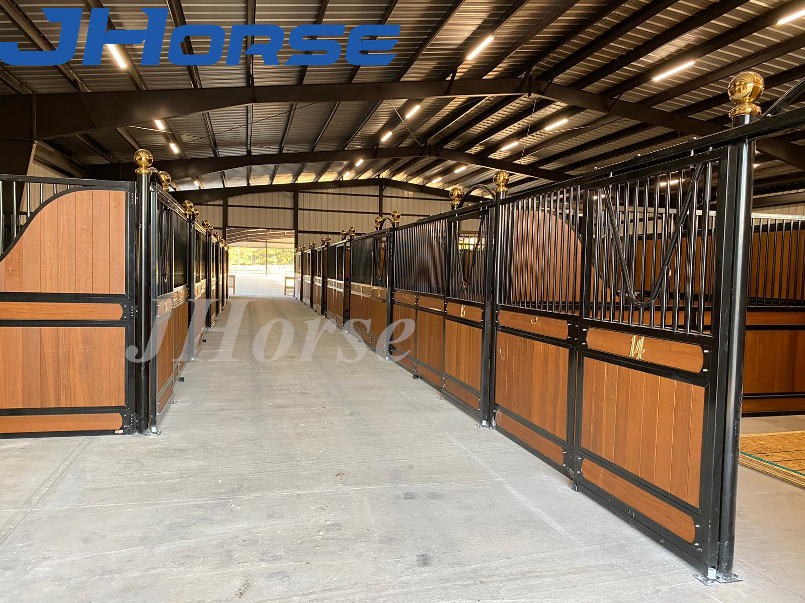 Hot Dip Galvanization 7.2ft Height European Horse Stables Simple Design