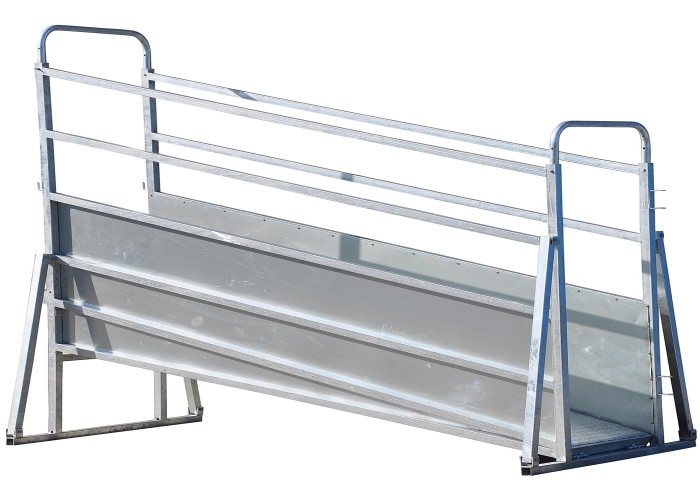 Outdoor 3m Portable Loading Chute With Dual Pin Locking System Smooth ...