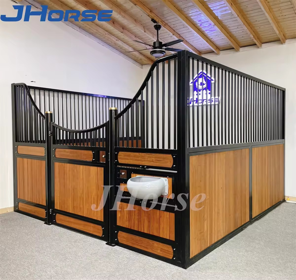 Easily Installed High Strength Beautiful Swing Or Sliding Horse Stable ...