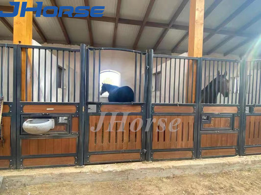 Hinged Door Interior Galvanized Horse Stalls 14 Foot Horse Box Stall